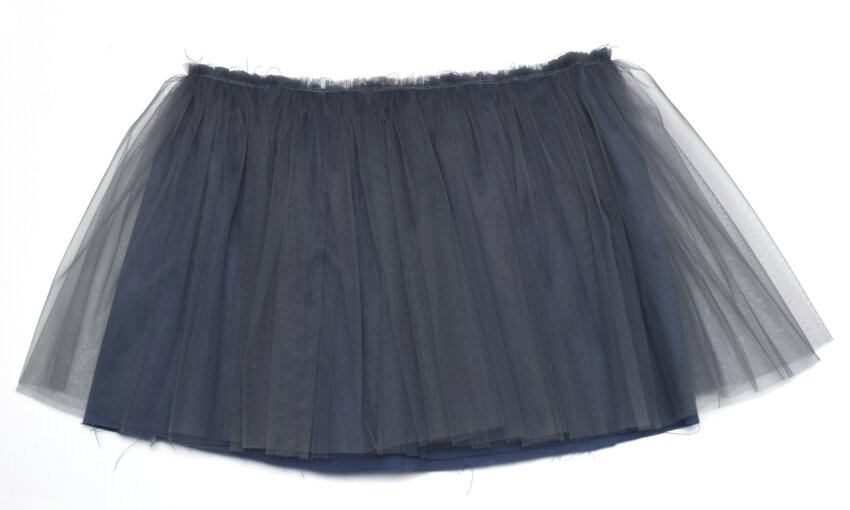 Sew an easy princess tulle dress for little girls with this free ...