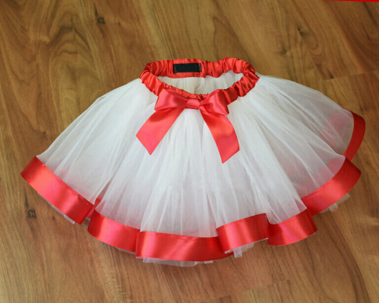 Sew a cute and comfy tutu skirt for your little princess - I Can Sew This