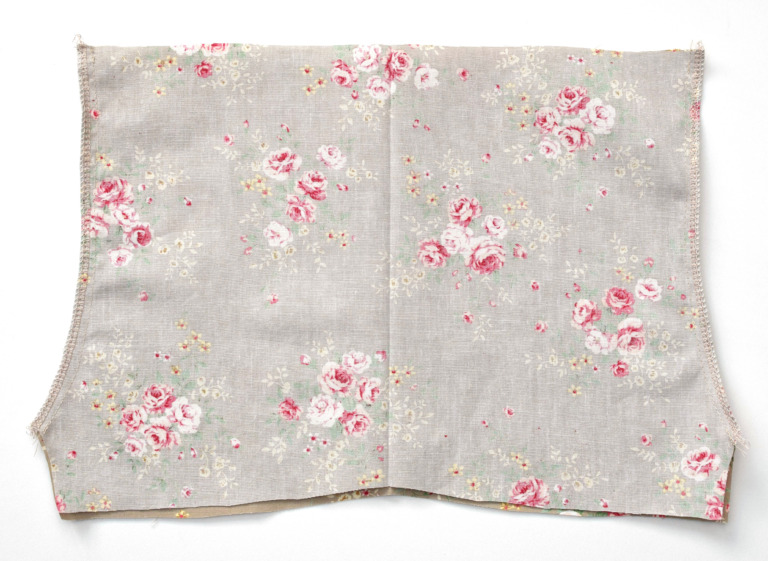 Sew your own baby bloomers with this free pattern (perfect for ...