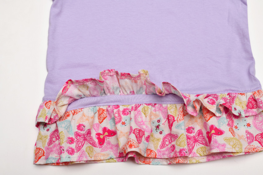 Easy t-shirt refashion. How to add ruffles tutorial - I Can Sew This