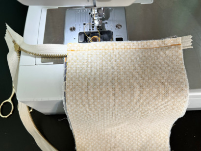 How to sew a mini zipper pouch in under 30 minutes: free pattern - I ...