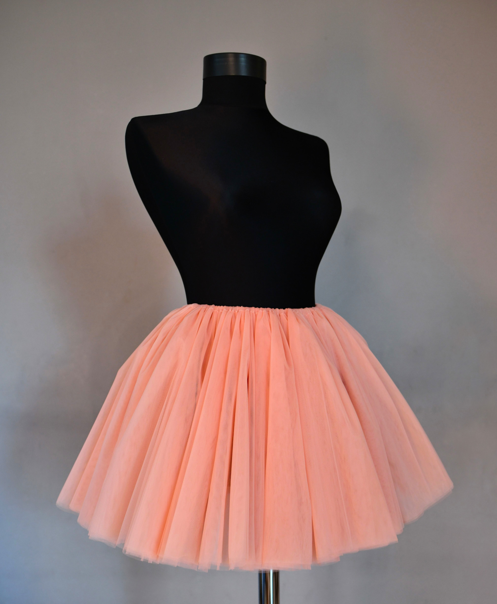 How to make a fun, fluffy tutu skirt - one-seam tulle tutorial - I Can ...