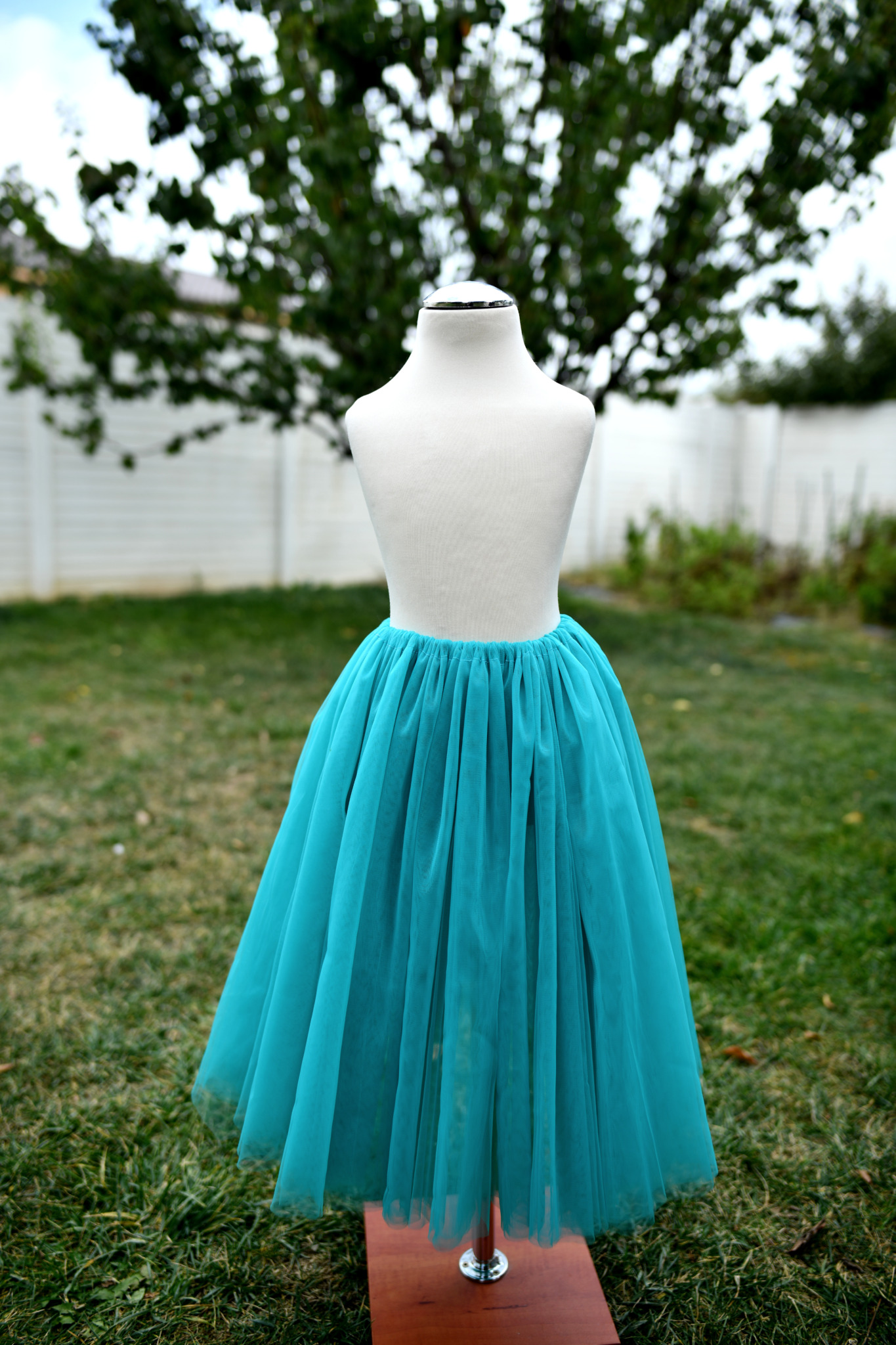 Easy one-seam tutu skirt tutorial - I Can Sew This