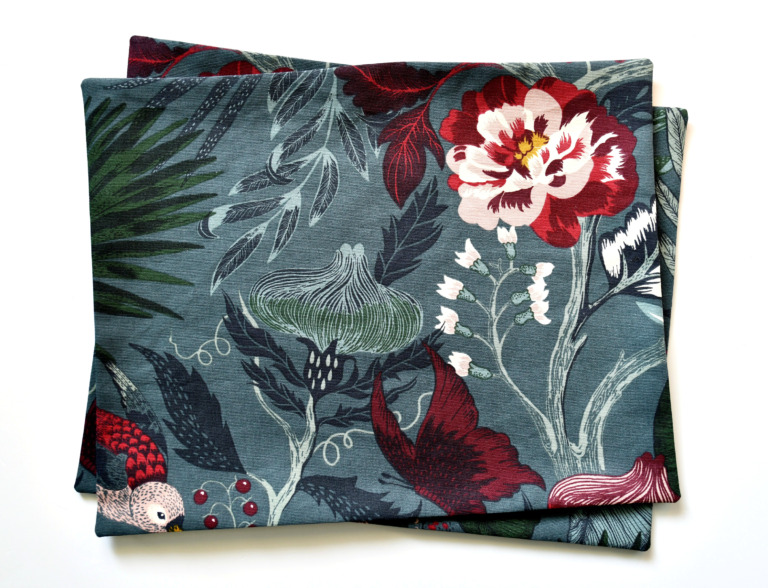 Easy DIY placemats you can make in 10 minutes - I Can Sew This