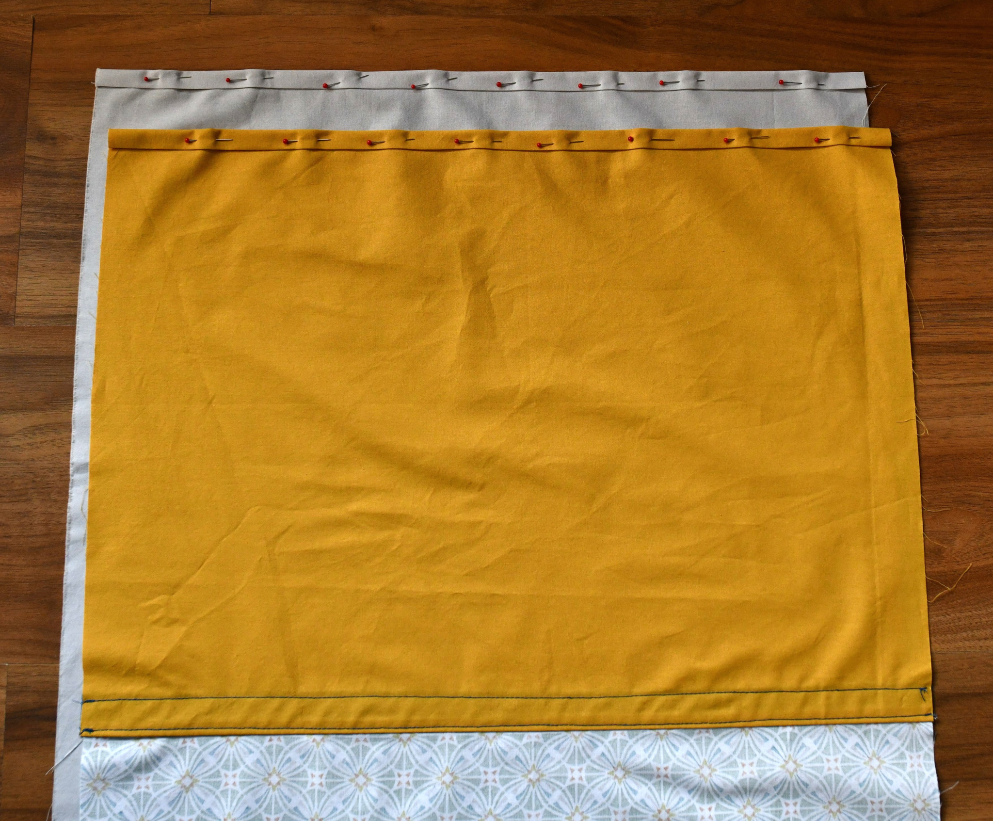 Easy DIY pillowcase: Free pattern for beginners - I Can Sew This