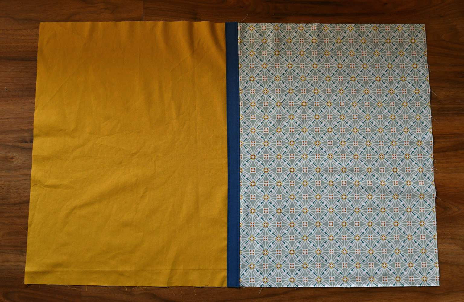 Easy DIY pillowcase: Free pattern for beginners - I Can Sew This