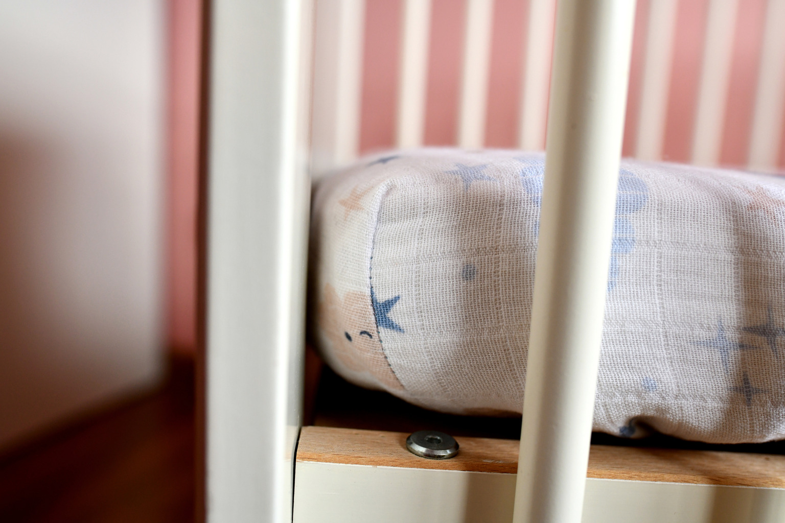 Sew a perfect crib sheet with French seams - no serger required - I Can ...