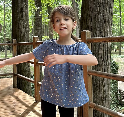 Sew a stylish double gauze peasant top for girls - DIY tutorial - I Can ...