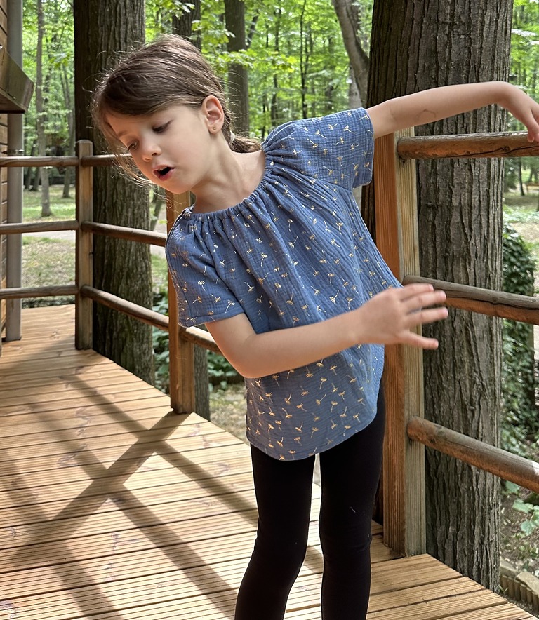 Sew a stylish double gauze peasant top for girls - DIY tutorial - I Can ...