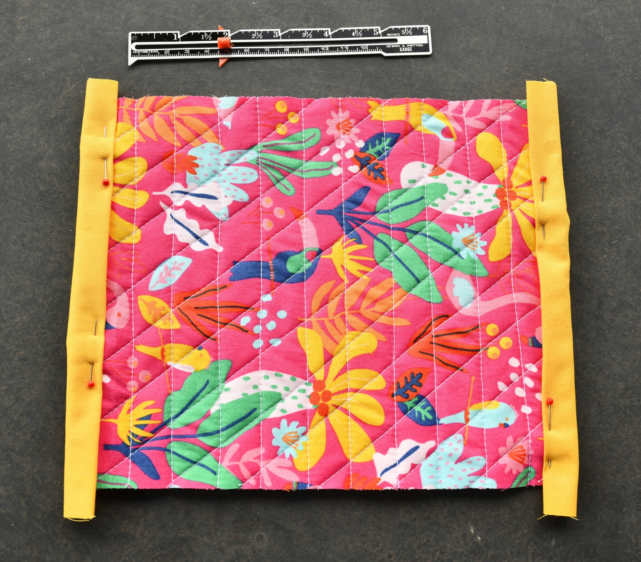 Create a cute and sturdy quilted zipper pouch (free pattern) - I Can ...