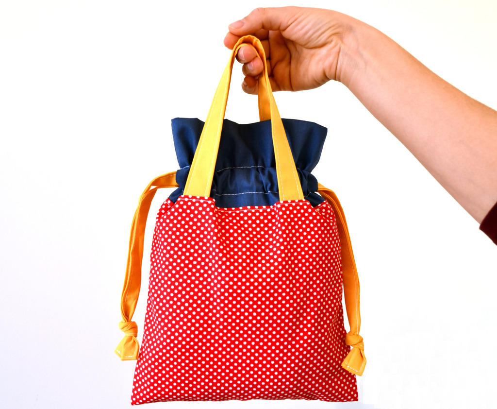 How to make a drawstring dice bag (+free pattern) - I Can Sew This