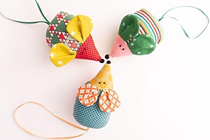 18 adorable Christmas mouse sewing patterns - I Can Sew This