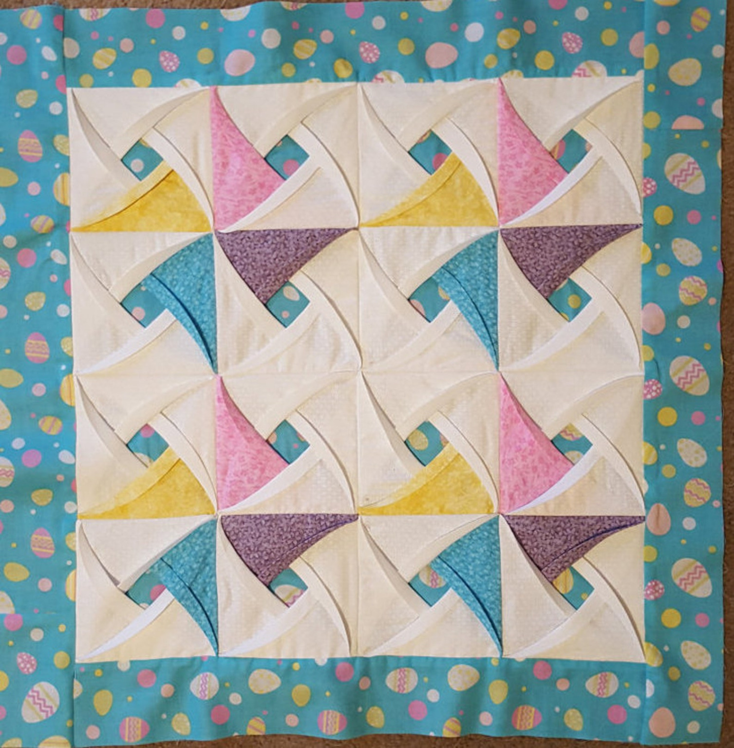 Modern DIY wall hanging quilt patterns you will love - I Can Sew This